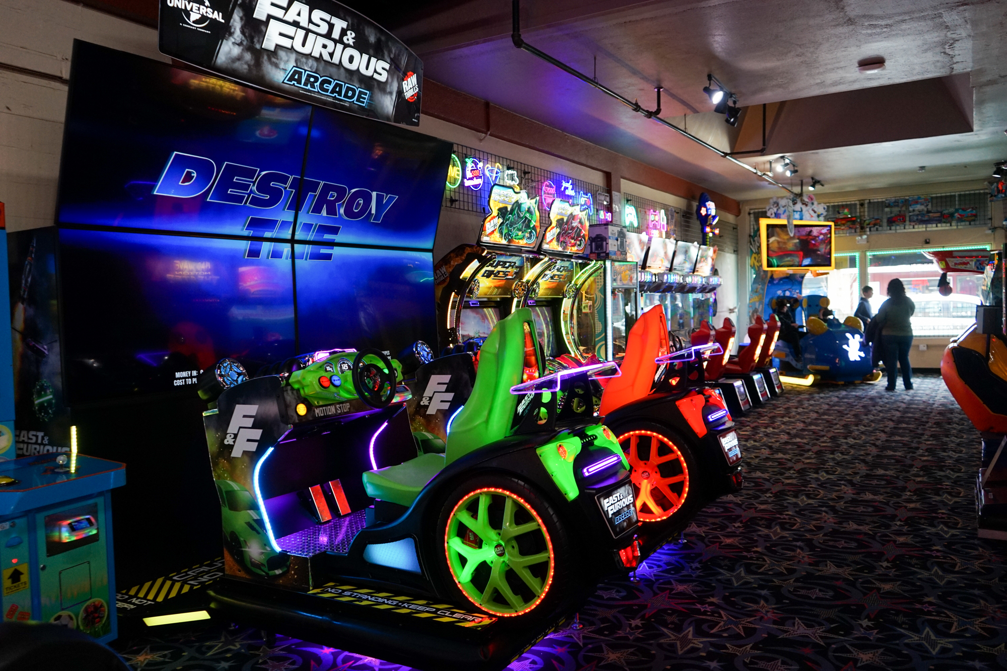 Funland Family Fun Center - Arcade & Laser Tag Arena in Long Beach, WA